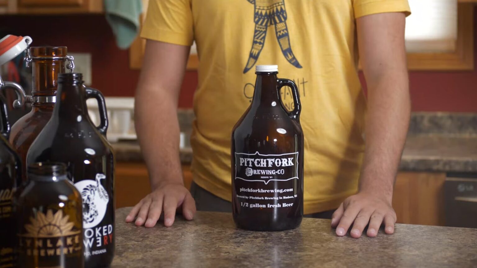 What Is A Growler Of Beer? An Guide For Beer Enthusiast's - The Tripel